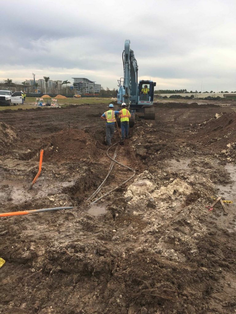 SkyCenter Site Development, Atrium and Pedestrian Bridge at Tampa International Airport - Crisdel