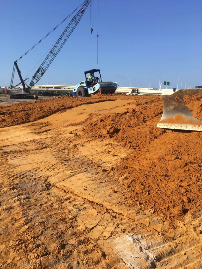 SkyCenter Site Development, Atrium and Pedestrian Bridge at Tampa International Airport - Crisdel